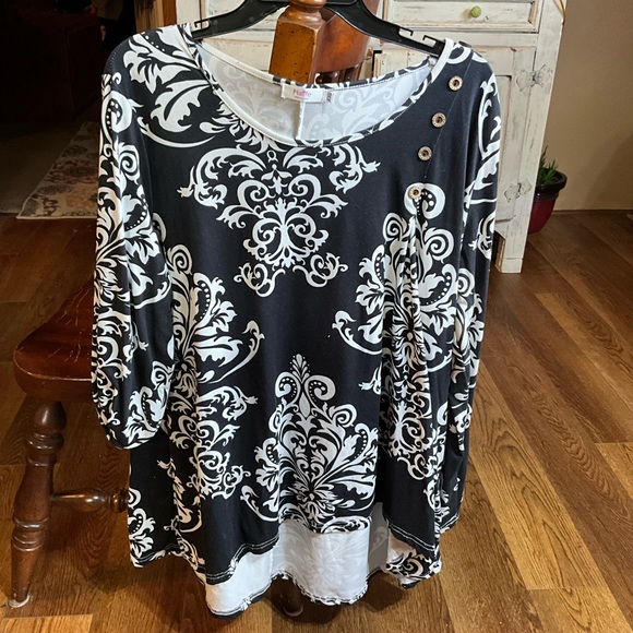 Halife | Tops | Halife Size Xxl Ladies Top | Poshmark